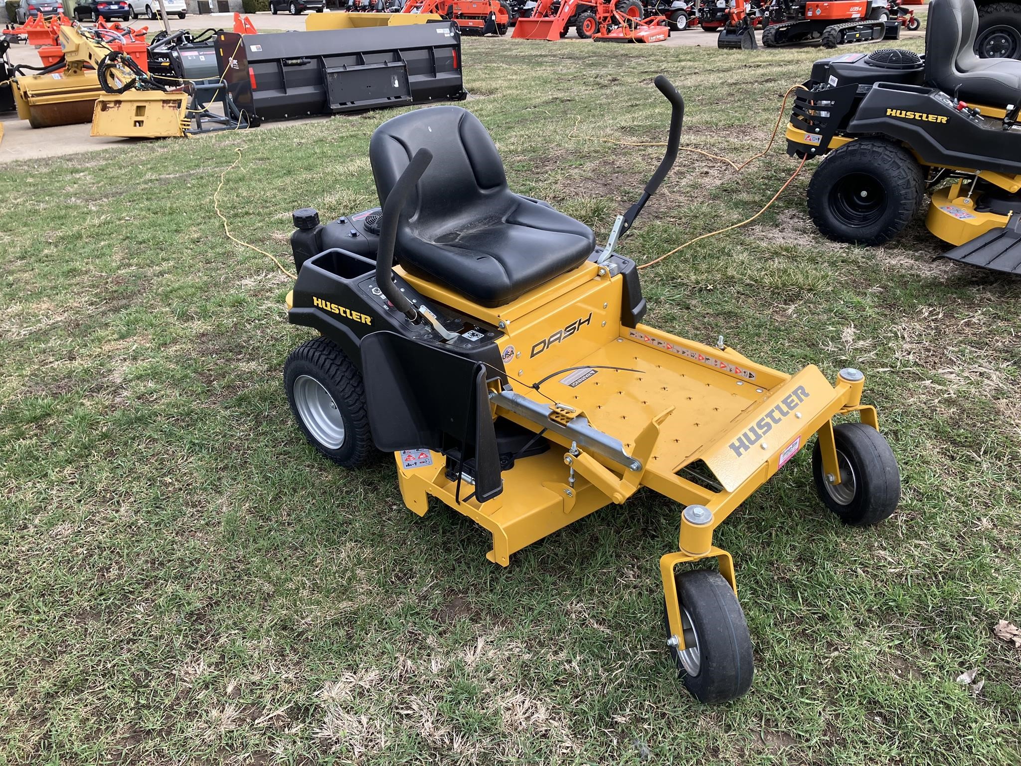 HUSTLER DASH 42 - 48172 - German-Bliss Equipment Inc.